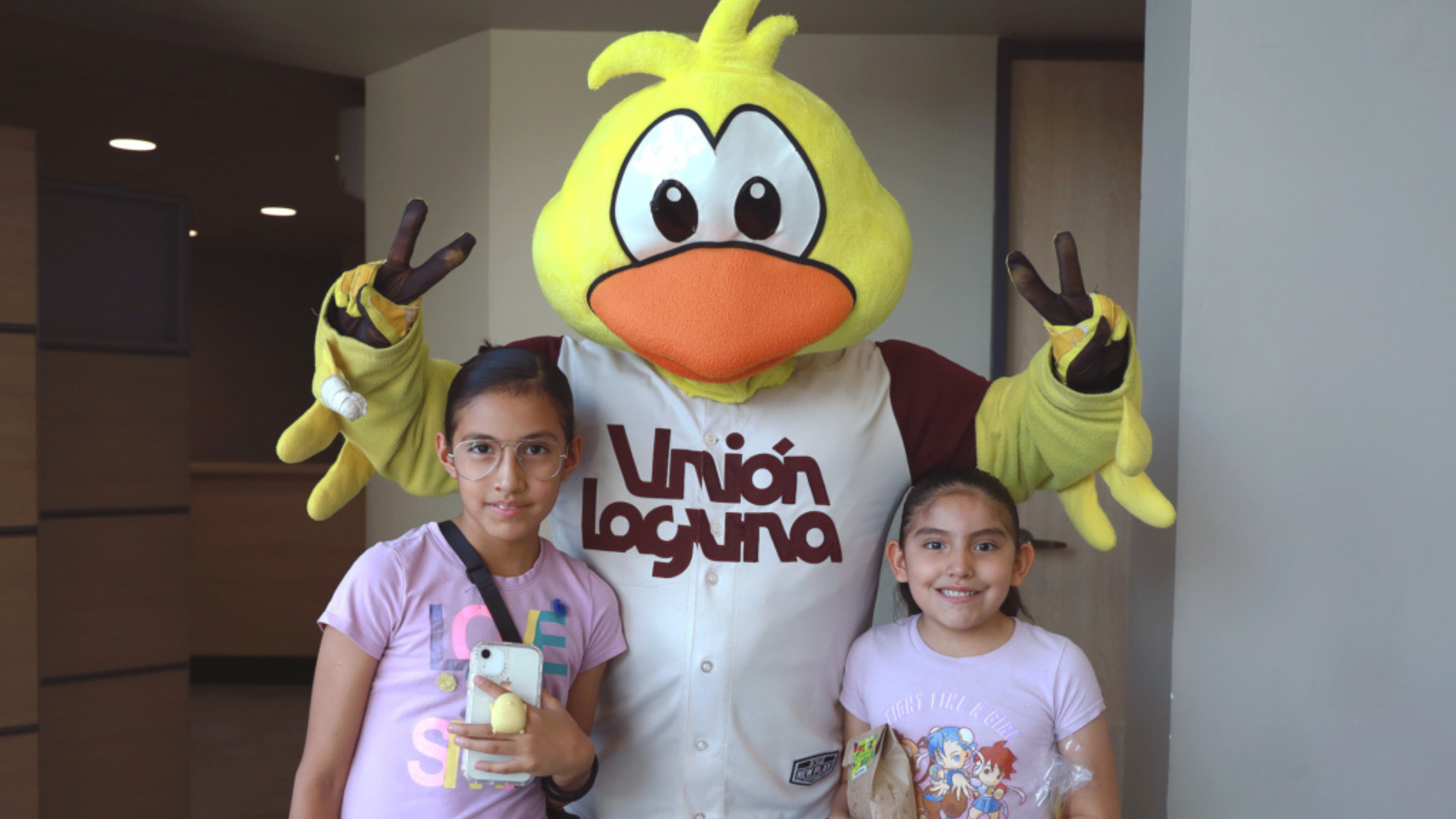 Pollo y Pía en GWM Laguna - CHARMLIFECHARMLIFE